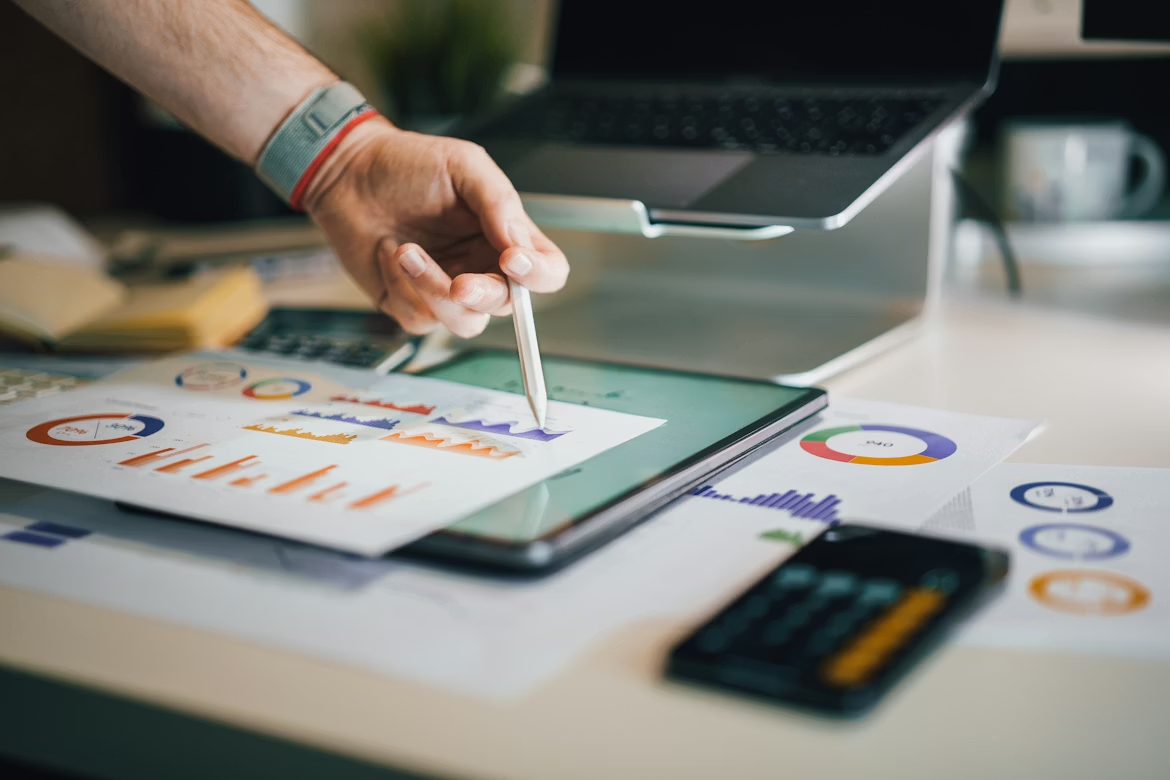 8 B2B Lead Finder Platforms Designed for Modern RevOps Teams - Digital ...